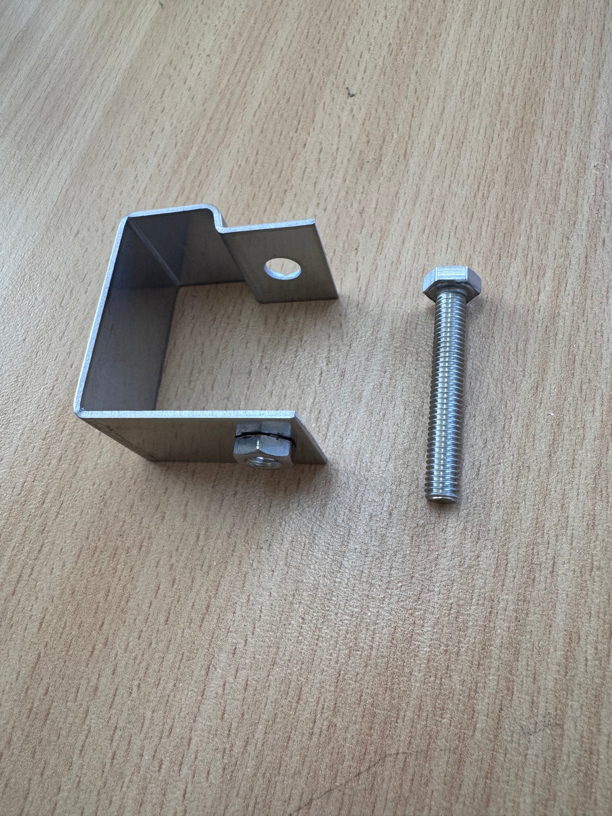 Frp Grating C Clip – ESA GRATING