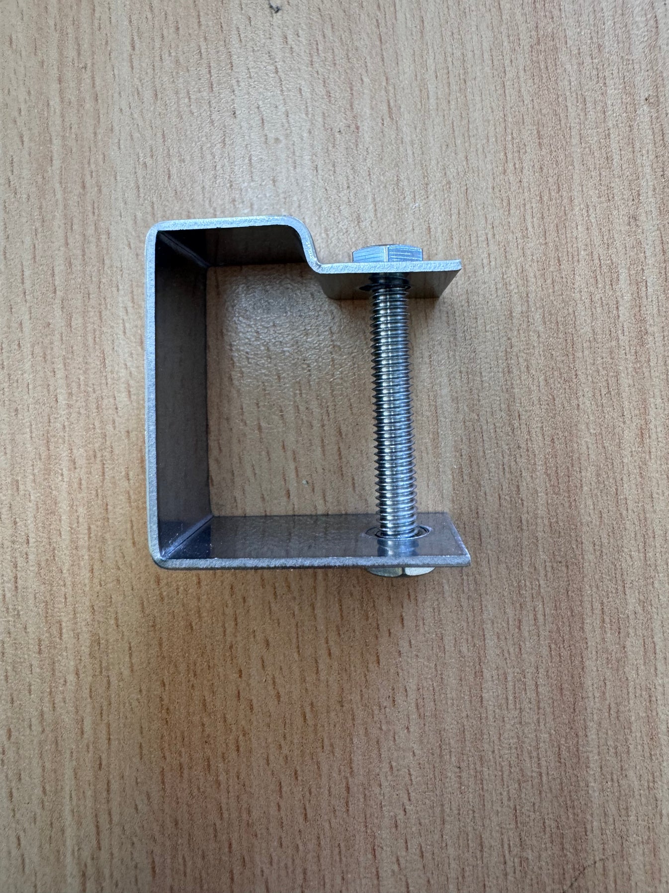 Frp Grating C Clip – ESA GRATING